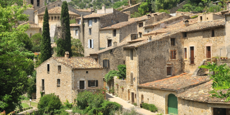 The best destinations to visit from Monpellier - Lodgis Blog